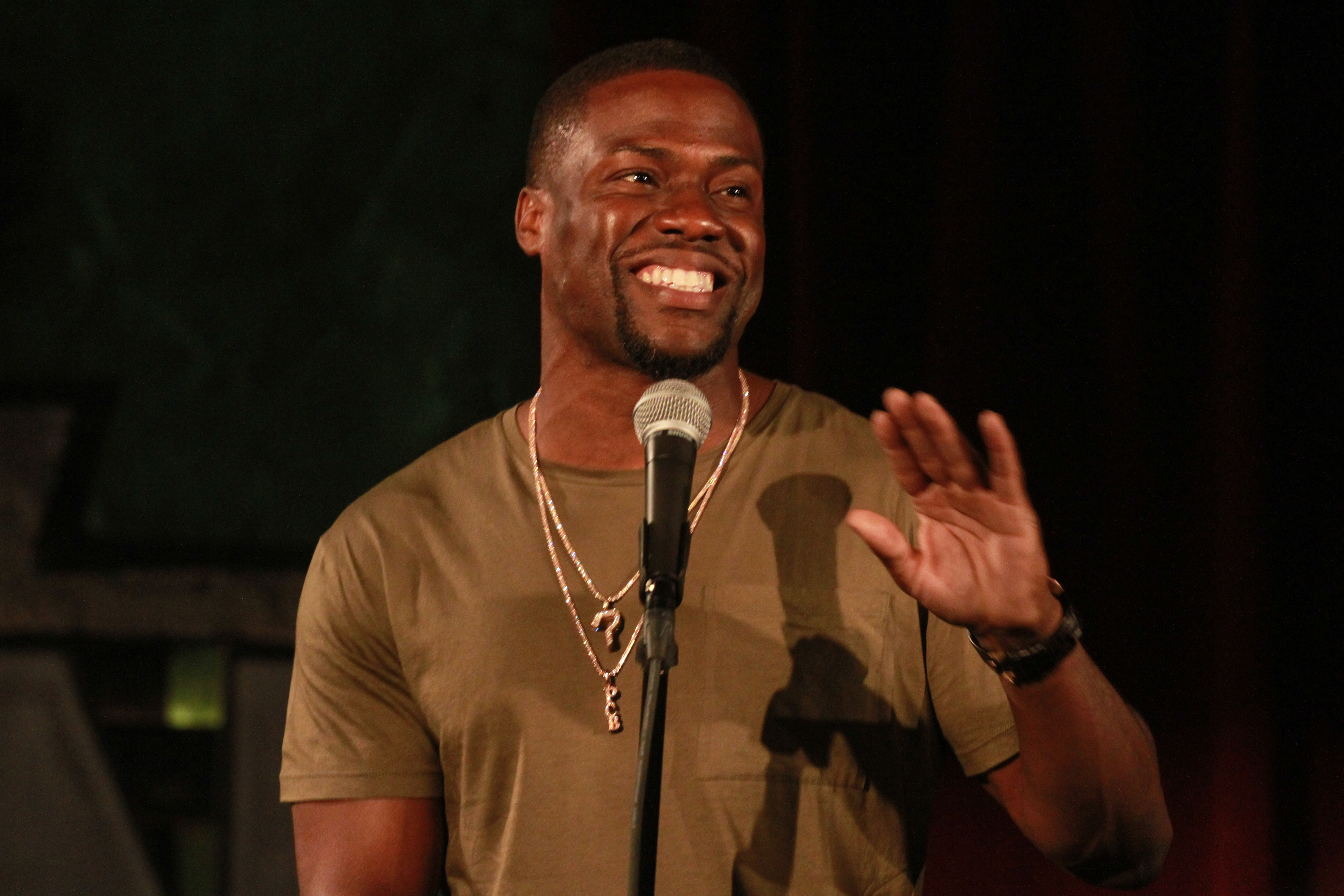 Kevin Hart Archives - The Urban Daily