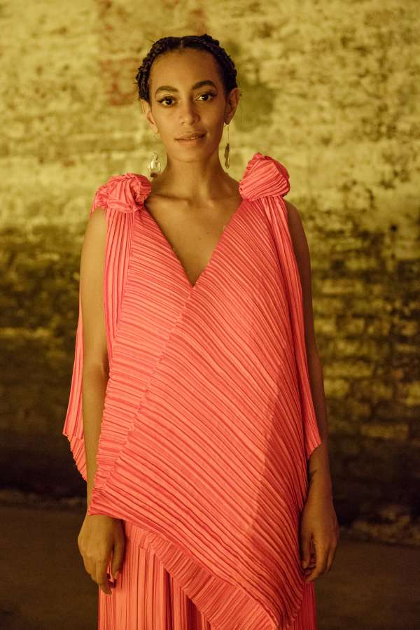 Solange Just Scored Her First No. 1 Album On The Billboard 200 Chart